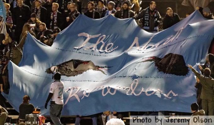#TifoTuesday: How To Make Tifo & Flags! | DARK CLOUDS
